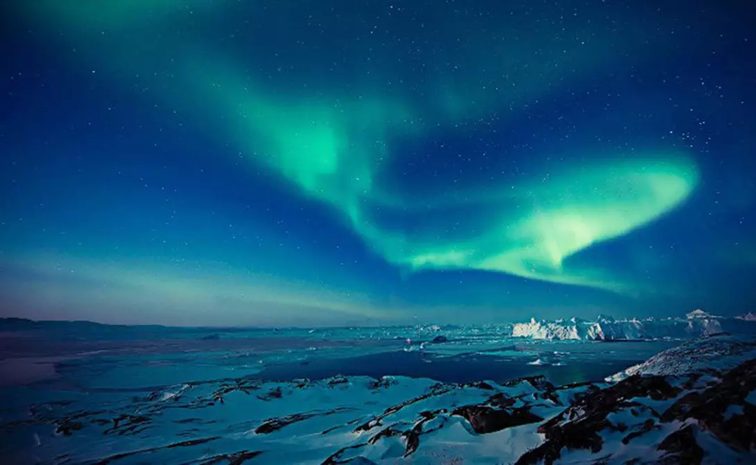 Greenland Denmark Ang maliit na isla ay tahanan ng 57,000 katao at hindi kinikilala bilang isang hiwalay na estado. Pinayagan ng Denmark ang mga taga-isla na mamuhay ayon sa kanilang sariling mga batas upang maitaguyod ang antas ng hidwaan. Ang trick ay nagtrabaho: ang mga tao sa Greenland ay may sapat na ito.