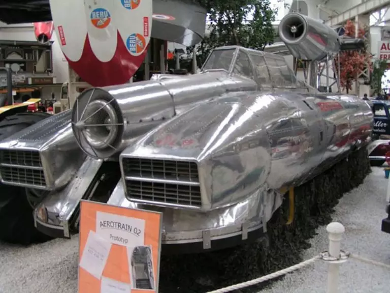 Levita de la cindro La lasta aera aŭto estis restarigita kaj montrita ĉe la Retromobile-ekspozicio en Parizo en 2001. Krom ĉi tiu demo, la sola memorigo pri la epoko de reagaj trajnoj estas la ruinoj de la konkreta trako kreita por la aera aŭto de Bertin.