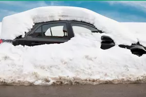 Gyşda awtoulag bilen enjamlaşdyrmak: bilmeli zatlaryňyz