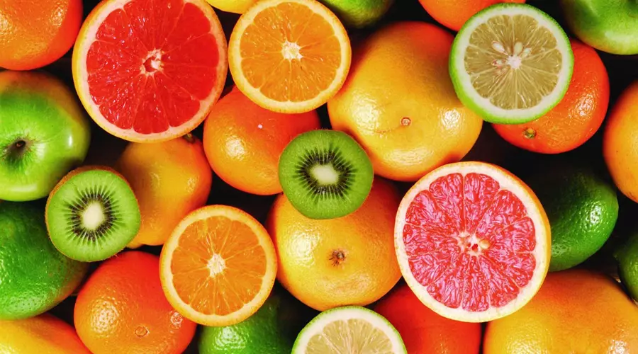 Vitamin C Vèdik: Ou pa ka fè li aktyèlman, vitamin C se pa sa ki bon pou trete rim sèvo. Travay la nan Pwofesè Gaivarski soti nan Stuttgart te konfime ke gwo dòz sa a vitamin yo pratikman initil pou divès kalite fòm rim sèvo. Plus, megadoz ki wo nan 2,000 miligram seryezman ogmante risk pou yo wòch nan ren.