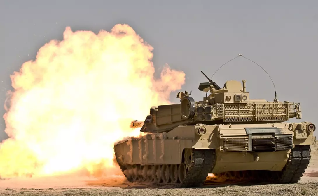 M1A1 Abrams Tank tempur utama Amerika Serikat, yang telah diproduksi sejak tahun 1980. Karakteristik taktis dan teknis yang sangat baik, kekuatan yang serius, dan harga yang relatif rendah menjadikan mesin ini salah satu yang terbaik di medan perang modern.