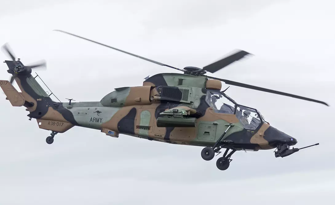 Tiger Frankrig / Tyskland En af de mest moderne helikoptere i verden, Eurocopter Tiger, er i øjeblikket i tjeneste med Tyskland og Frankrig. Denne mellemvægte dobbeltmotorede angrebshelikopter kom i drift for første gang i 2003.