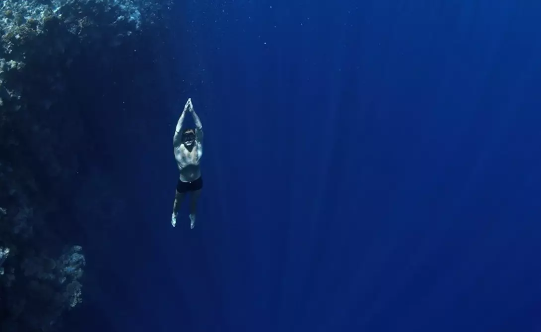 Loloto Moli Faʻataʻitaʻiga E te faia i le tele o taimi i le aso. Afe ma manava loloto, lagona le ea tumu lou atoa tino. Lenei o le a kilia ou mama ma saunia i latou mo nisi galuega. O le manava e tatau ona tumau mo le 5 sekone, ona taofi mo le lona lua ma manavaina mo le 10 sekone: toe fai lenei mo le lua minute.