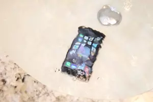 How to rescue a wet phone