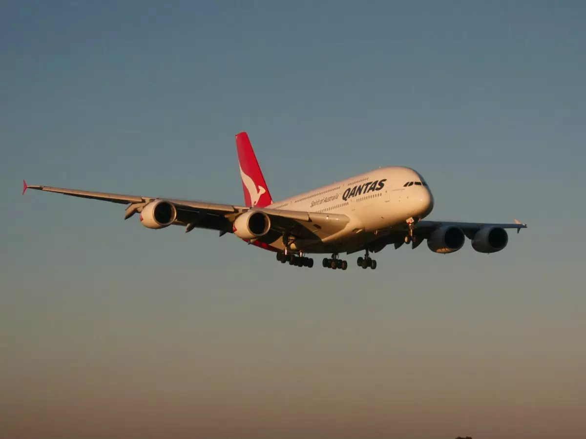 Ons het besluit om Australiese professionele persone uit die Qantas van Australië eerste te stel. Die hele reputasie van hierdie ouens is gebaseer op veiligheid: 93 jaar werk sonder die geringste gly.