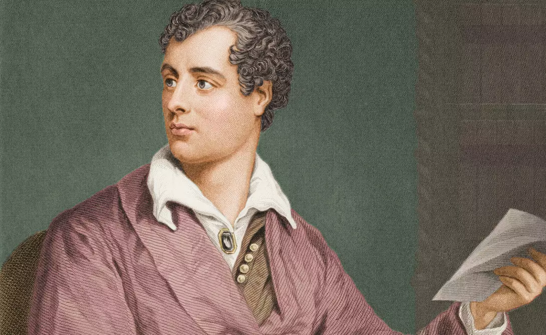 Lord Byron Byron wie in Ingelske dichter twongen syn lân te ferlitten fanwegen finansjele problemen en tal fan skandalen yn 'e hege maatskippij. Hy kaam nea werom nei Ingelân, mar naam aktyf diel oan 'e Grykske Unôfhinklikheidsoarloch tsjin it Ottomaanske Ryk. Hjoed wurdt Byron beskôge as de nasjonale held fan Grikelân.