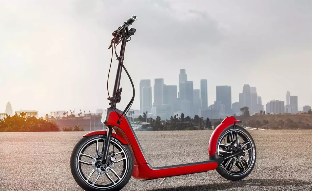 Elektrische scooter Geschatte kosten: 64.000 roebel Door het ontwerp lijkt de elektrische scooter erg op een gewone scooter, alleen met een motor. Bij moderne modellen is de motor direct in het achterwiel ingebouwd om het gewicht te verminderen. Op zo'n "speeltje" beheers je acceptabele stadsafstanden volledig: één lading is voldoende voor 20-25 kilometer, de snelheid is ongeveer 20 km / u.