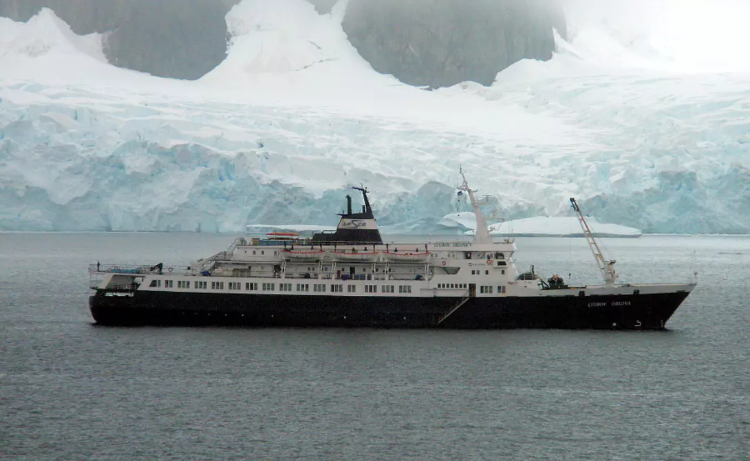 Lyubov Orlova An ordinary, unremarkable double-deck cruise ship, the fate of which is interesting to viewers (especially British ones) right at this moment. And all because Orlova, missing back in 2010, was discovered today suddenly off the coast of Scotland. Instead of a crew, the ship is ruled by a gang of cannibal rats - doesn't that sound like Stevenson? In 1999, the ship was sold to the American cruise company Quark Expeditions, which sold the ship for scrap in 2010, then they lost Lyubov Orlov during a storm, and so the long-suffering liner finally decided to land ashore.