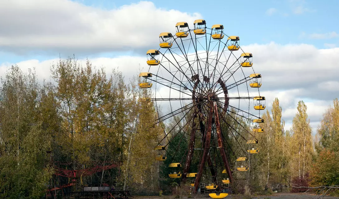 Pripyat Ukraine Ukrajina Zastrašujuća istorija katastrofe u Černobilu ostaće čovečanstvu vekovima. Pripjat, gdje su nedavno počeli izleti, izgleda kao grad iz strašnih mora bilo kojeg tinejdžera.