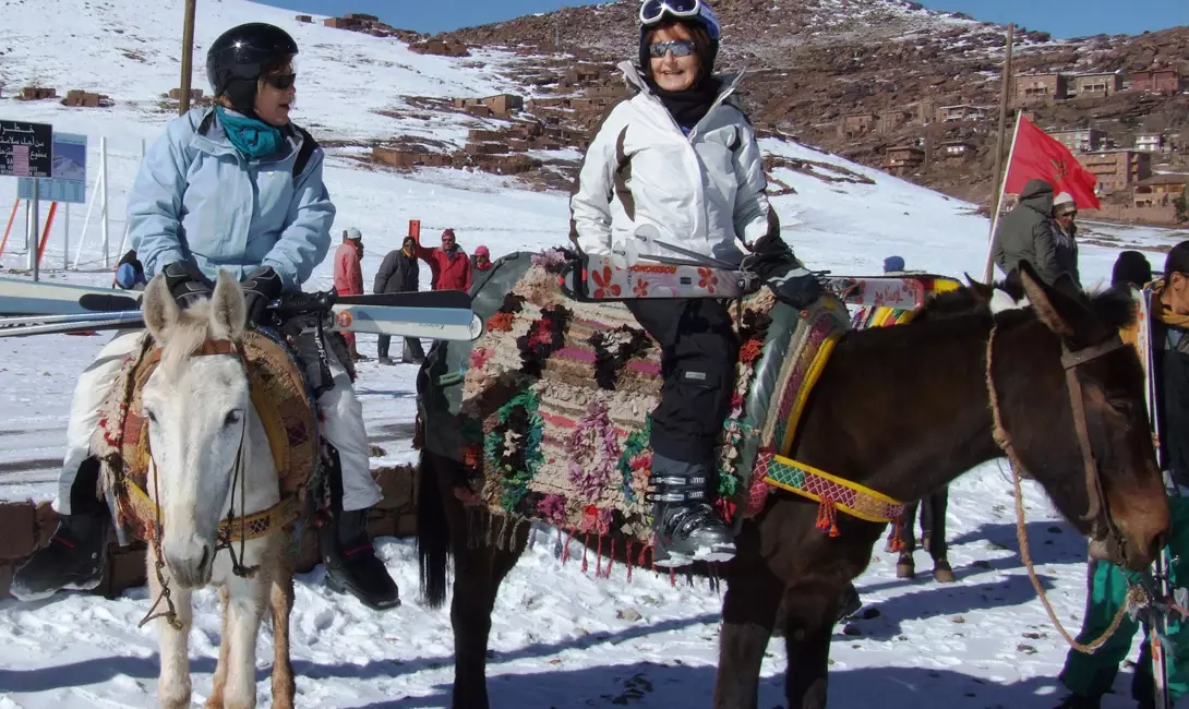 Asansörleri unutun. Ukaimeden yamacının alt kotlarında, ay ışığının altında atının çektiği acıyı gündeme getiren yerlilerden birine rastlayabilirsiniz.