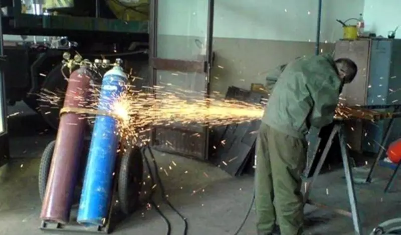 እነሱ አልፎ አልፎ welders ናቸው