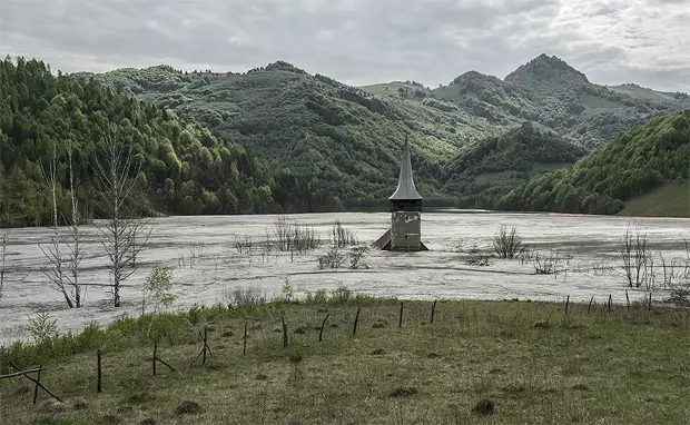 უსათაურო -27