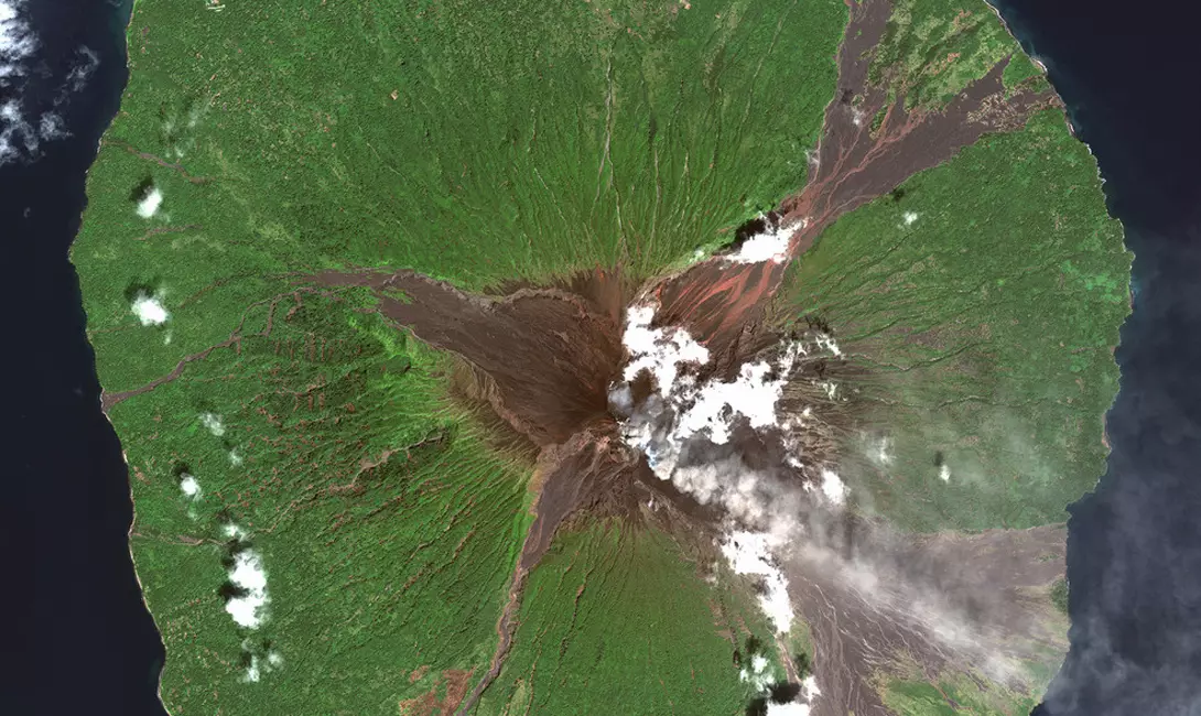 Dunhu reMadang, Papua New Guinea Manam Volcano