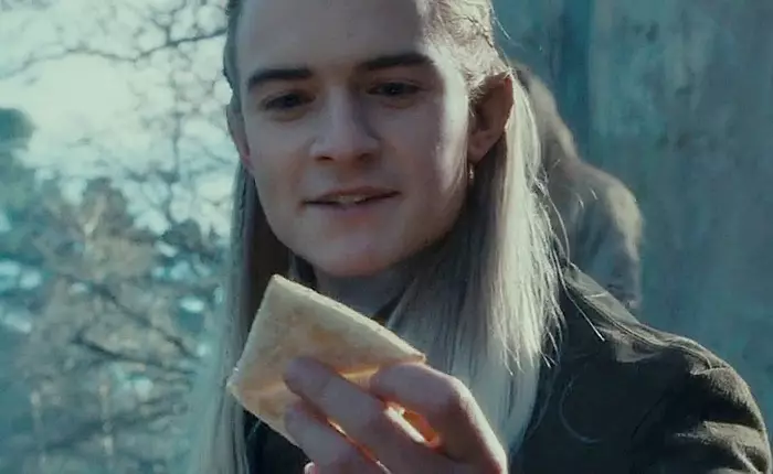 Lebmas Universe: Middle Earth Oleh John Roald Tolkien Makanan yang menarik untuk pelancong dalam perjalanan yang sangat panjang. Lembas tidak tumbuh basi dan tidak kehilangan kualitinya, dapat menambah kekuatan dan kemahuan. Resipi roti dijaga ketat oleh orang bunian - kecuali jika anda hobbit, anda tidak akan dapat merasakannya.