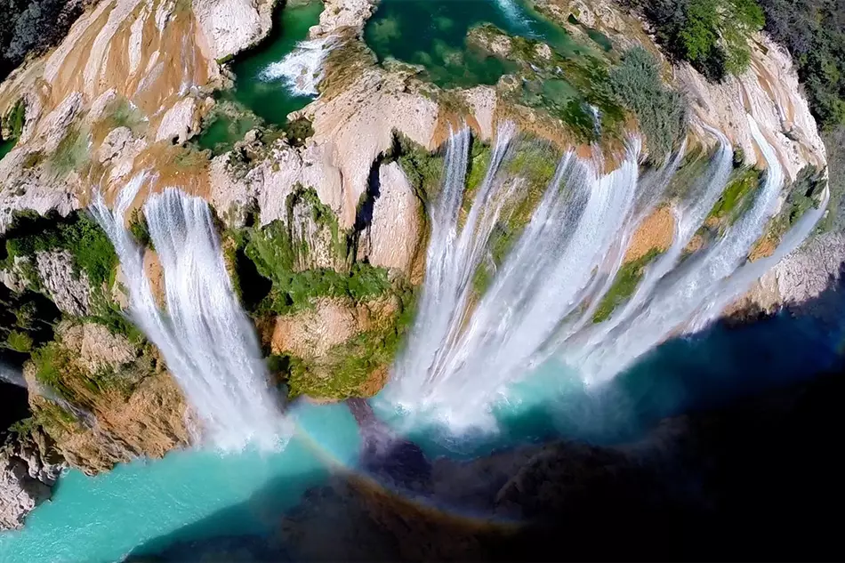 Tamul Falls no estado mexicano de San Luís Potosí.