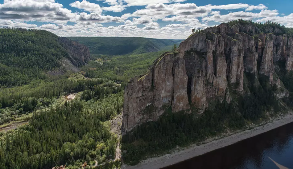 Lena Pillars: nzvimbo ine yakasarudzika yekuSiberia runako