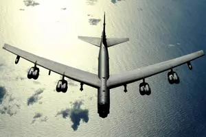 Cap de bombarders de la guerra freda: la història del B-52